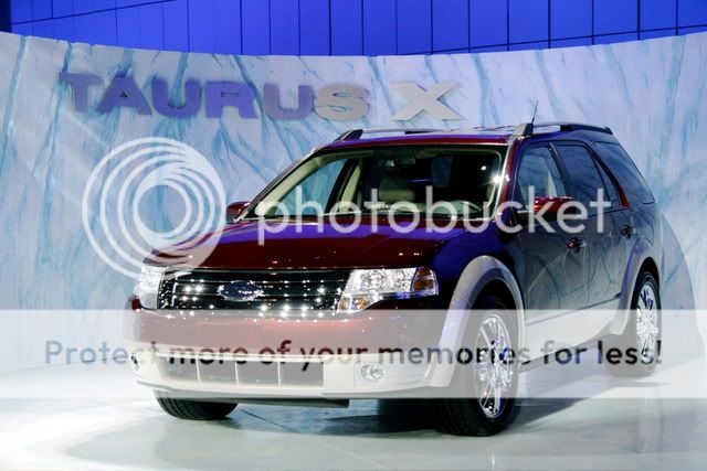 Real Life Pictures of the 08 Taurus X | Ford Inside News